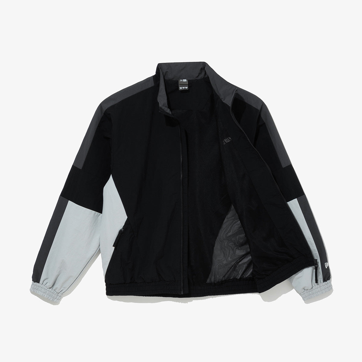 NEW ERA TECH COLOR BLACK TRACK JACKET – New Era Hong Kong