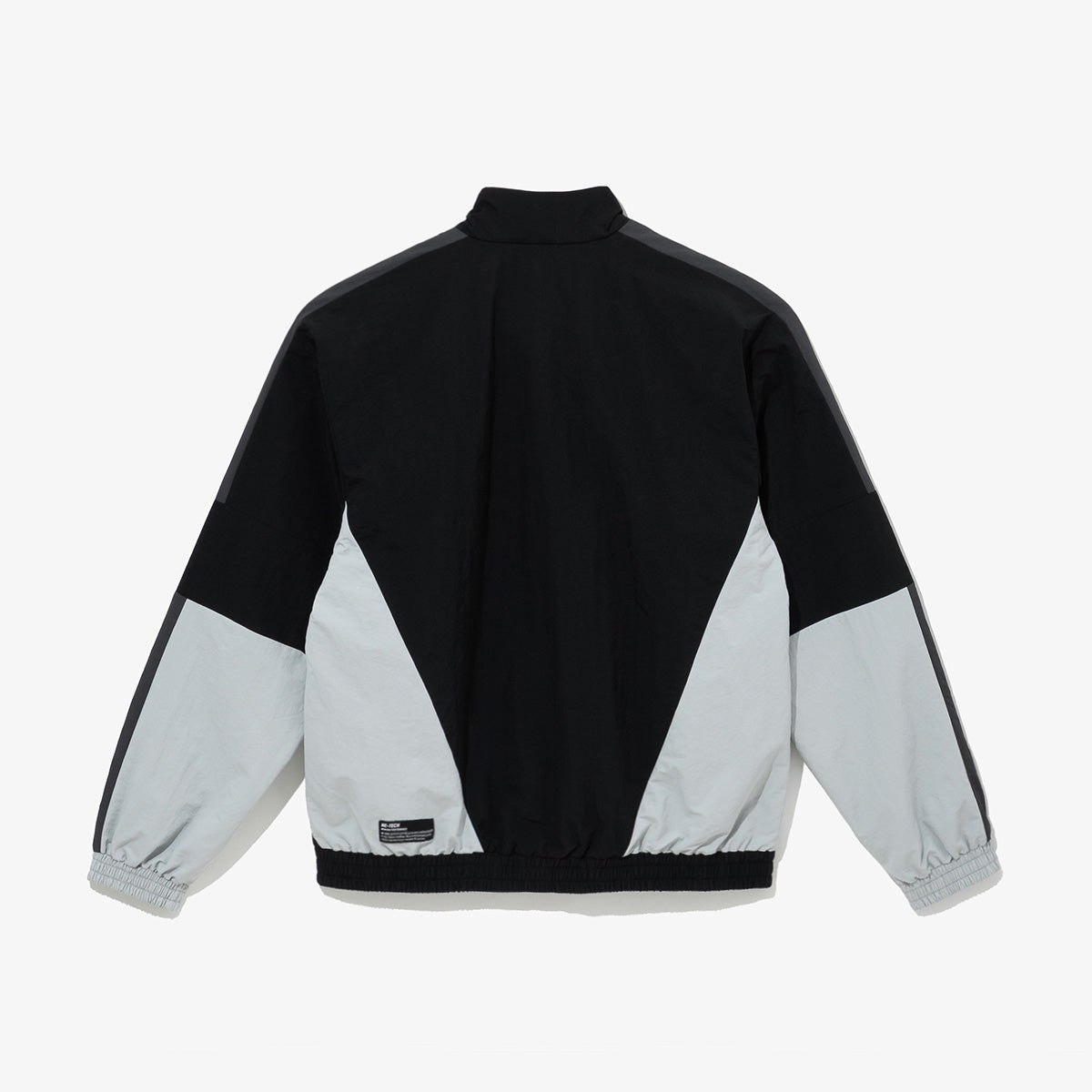NEW ERA TECH COLOR BLACK TRACK JACKET – New Era Hong Kong