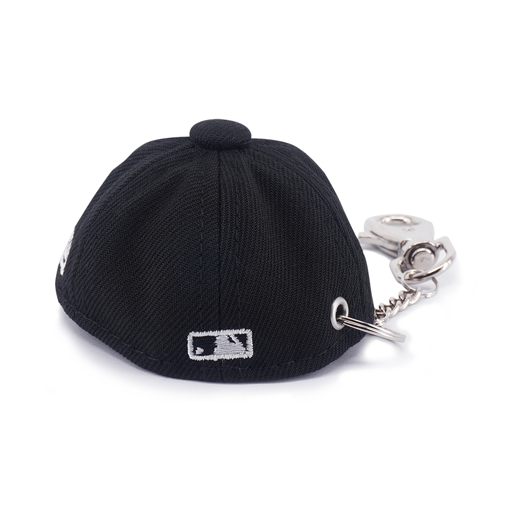 NEW YORK YANKEES BLACK MINI CAP KEYCHAIN – New Era Hong Kong